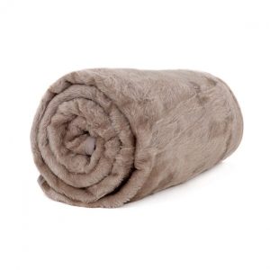 Blankets & throws from The Bedroom Shop Online